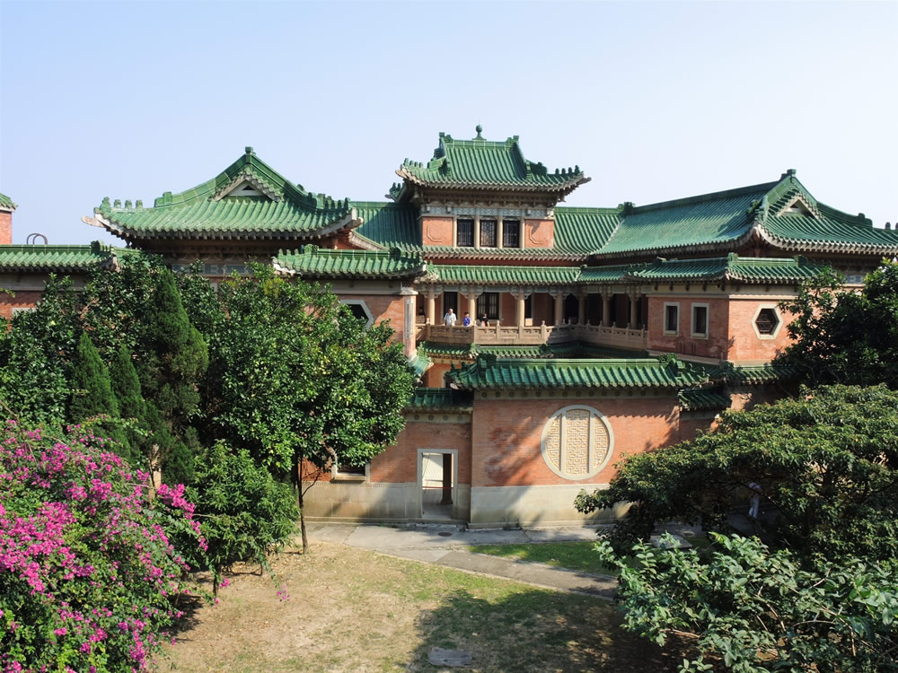 Hong Kong Fun in 18 Districts - King Yin Lei