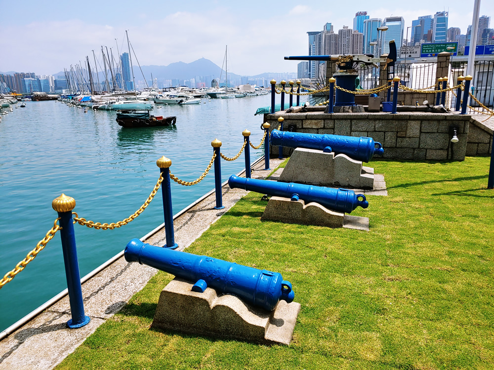 Hong Kong Fun in 18 Districts - Jardine Noonday Gun