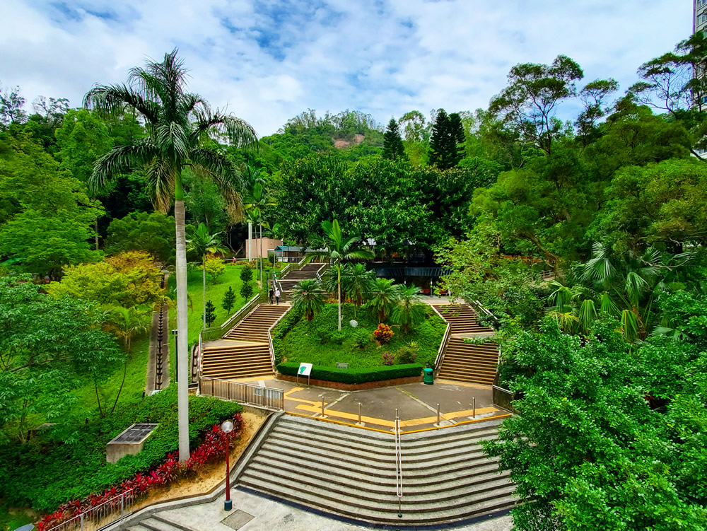 Hong Kong Fun in 18 Districts - Lam Tin Park