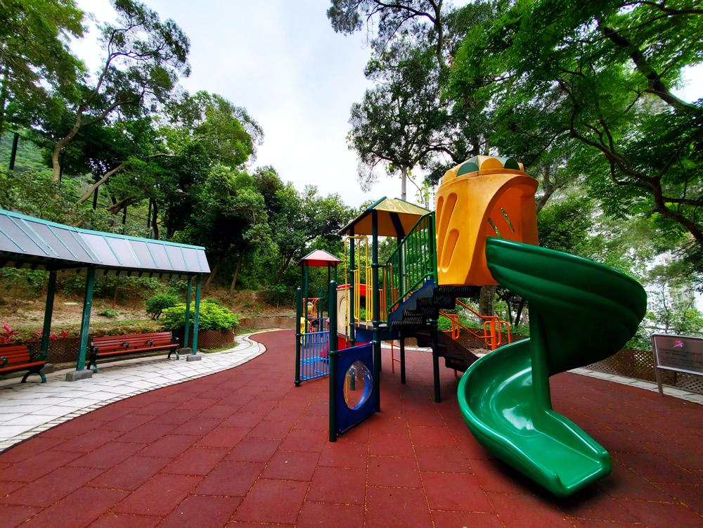 Hong Kong Fun in 18 Districts - Lam Tin Park